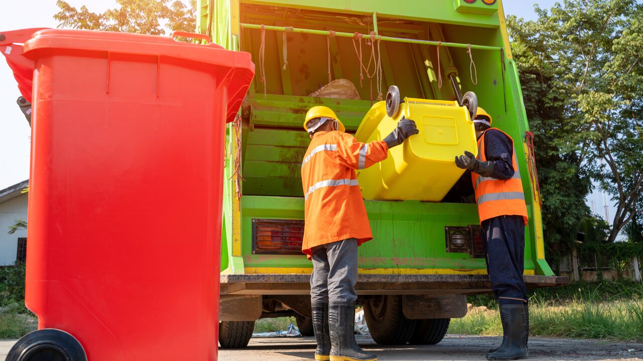Mergers and Acquistion: SUEZ acquires former SUEZ's UK waste businesses ...