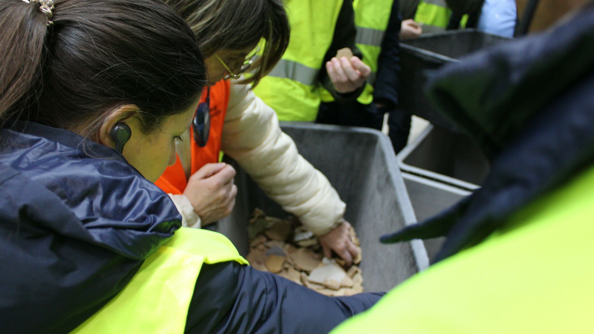 Wood Recycling: Project partners from EcoReFibre visit TOMRA facilities ...