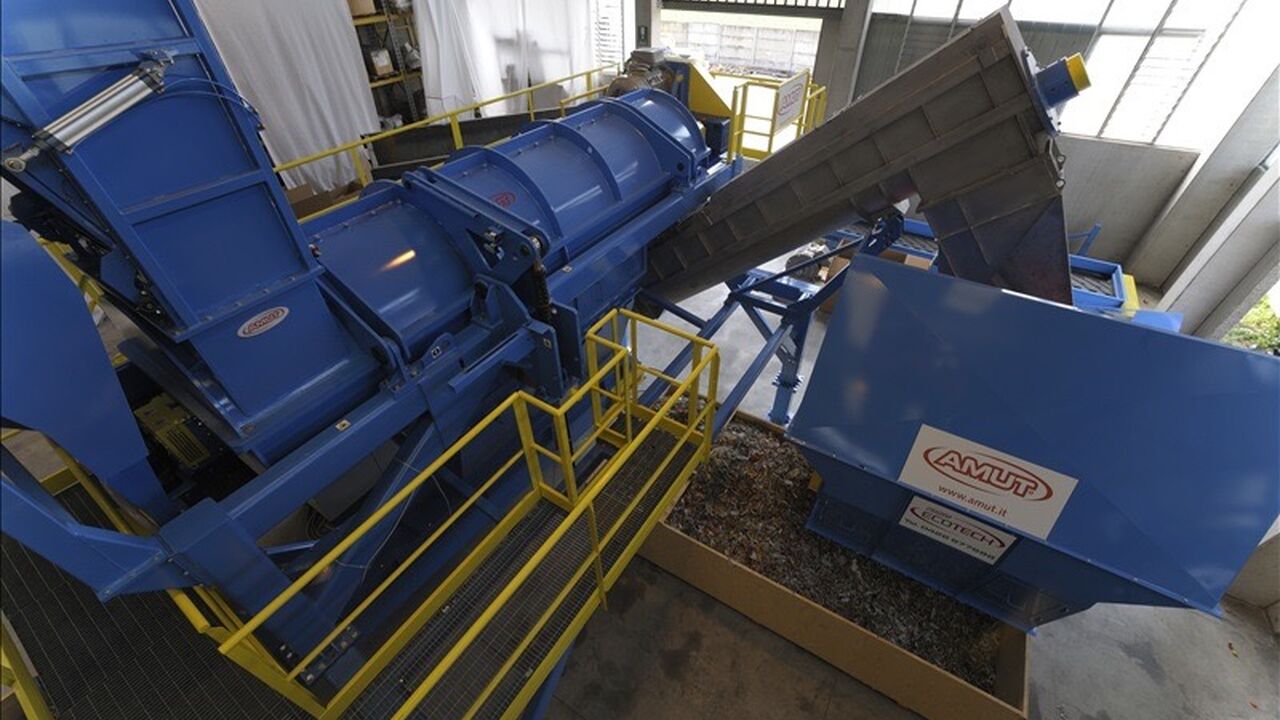 Mobile Ballistic Separator and PET Bottle Delabeling Technology fro ...